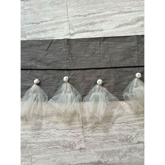 Nicole Miller | Holiday | Mantelscarf Cover Ghost Nicole Miller 3d 84x6 ...